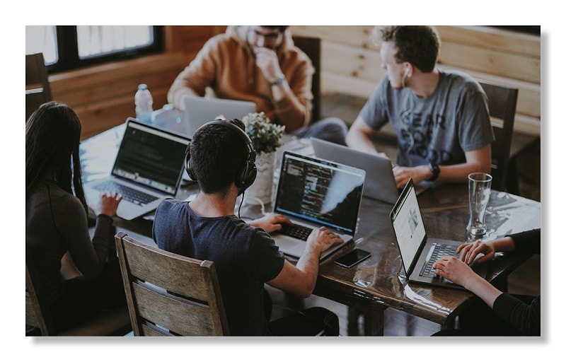 Comment gérer efficacement un projet de création de site web ? - Ze News